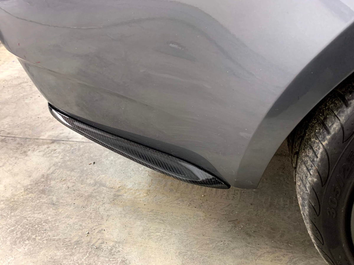 BMW E92-E93 M3 Rear Bumper Carbon Spats Fins